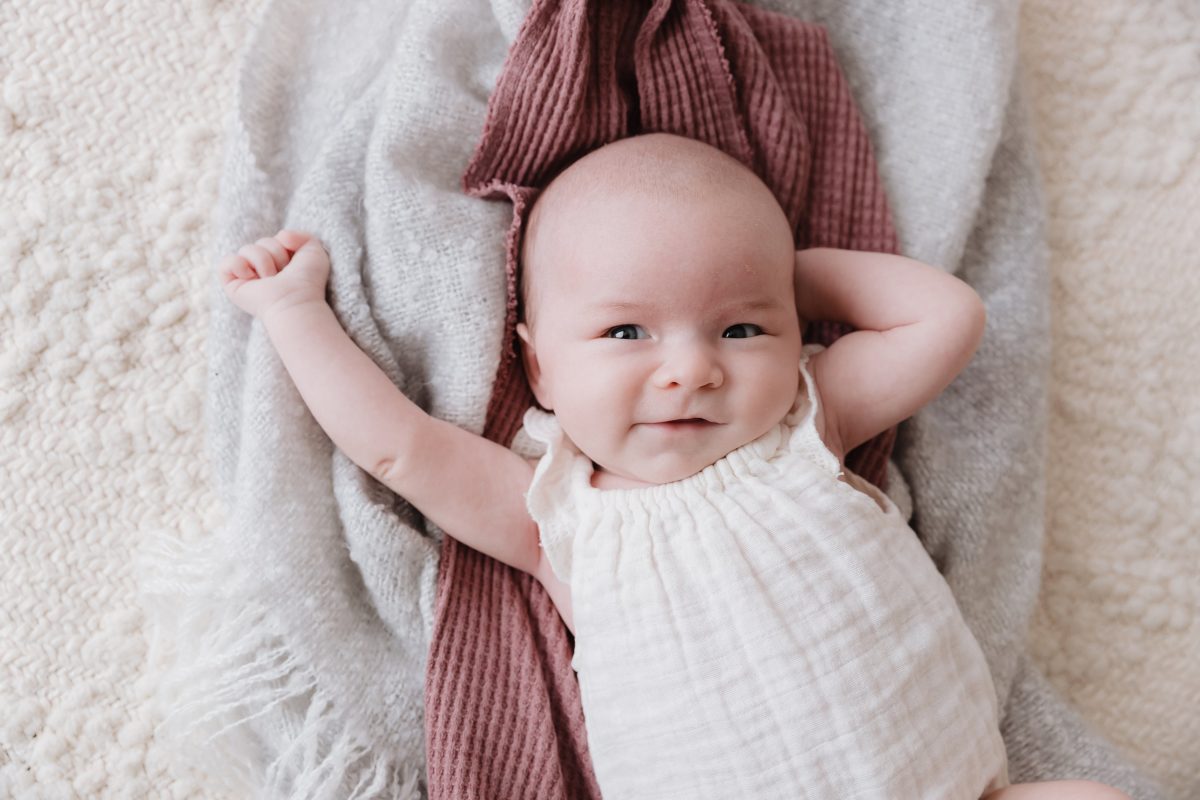 What is Baby-Led Posing? - Glean and Co | Boise Newborn Photographer